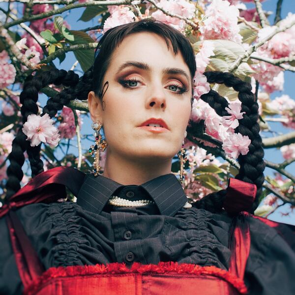 Gabriela Eva - Everything | Amazing Radio