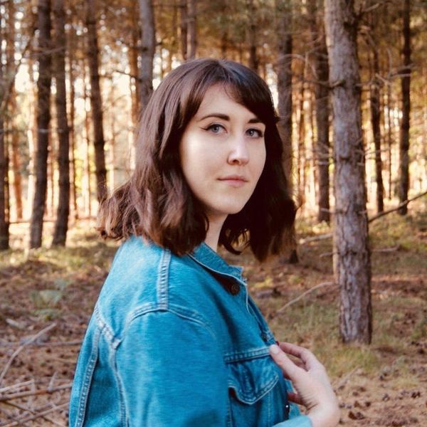 Emily Mercer | Amazing Radio