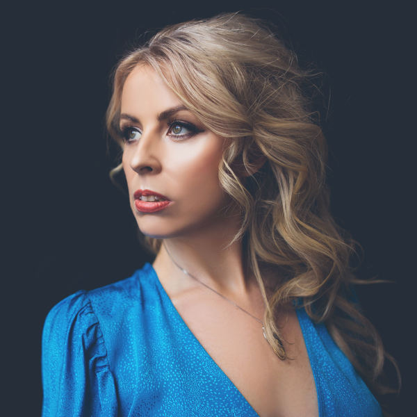 michelle daly | Amazing Radio